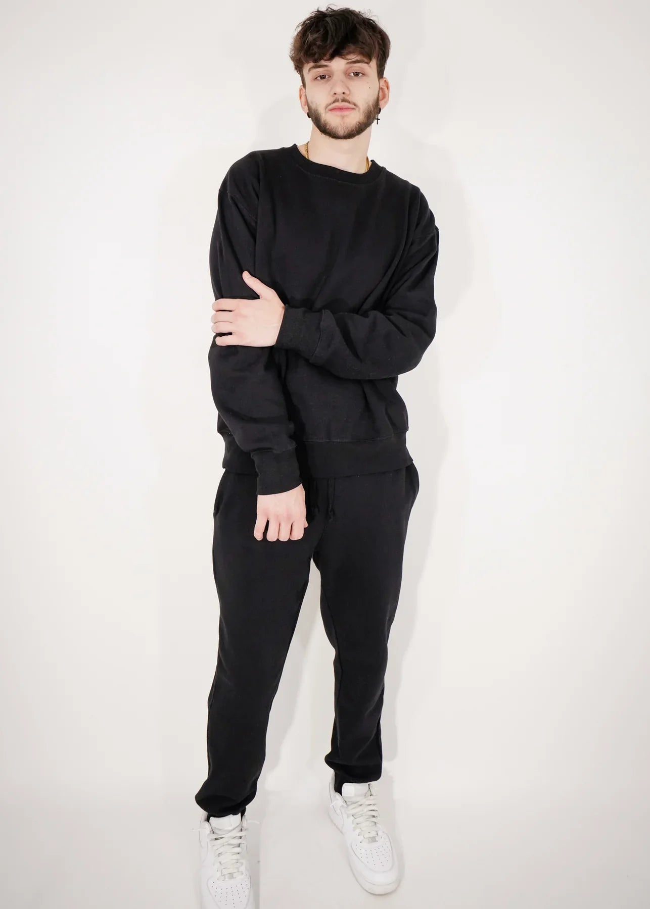 Black Heavy Blend Fleece Crew-Neck SweatSuit – BLANK KINGDOM